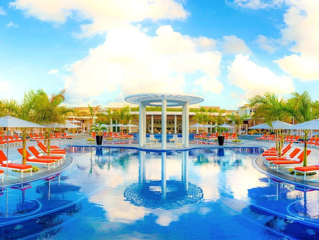 Discover the beauty of Cancun, Mexico | Moon Palace